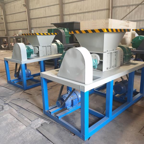 Quality PE Plastic Film Twin Shaft Twin Power Shredder with 2100x1000x1650MM Dimension for sale