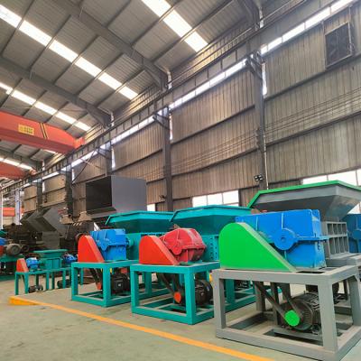 China 1000 kg dubbele schacht versnipper voor ijzer-aluminium auto staal vermalen en versnipperen systeem Te koop