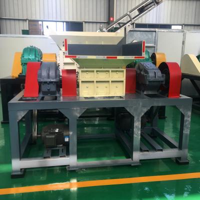 China Multi-functional Scrap Metal Paper Plastic Pallet Rubber Recycling Shredder Machine for sale