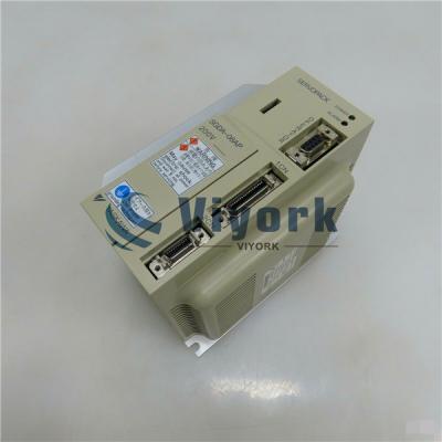 Cina 50 / La servo fase 100-115VAC dell'azionamento 3 di 60HZ Yaskawa SGDE-A5BP ha introdotto 2.6AMP in vendita