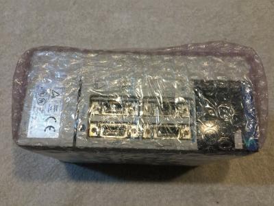 중국 박스 200V MRJ2S60CPS084의 1 pc 새로운 미츠비시 MR-J2S-60CP-S084 서보 드라이브 판매용