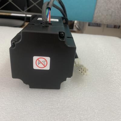 Китай МОТОР СЕРВОПРИВОДА 750W AC Yaskawa SGM-08A3MA11 200V 4.4A 3000RPM НОВЫЙ продается