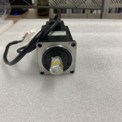Китай МОТОР СЕРВОПРИВОДА 400W AC Yaskawa SGMAH-04AAA41 200V 2.8A 3000RPM НОВЫЙ продается