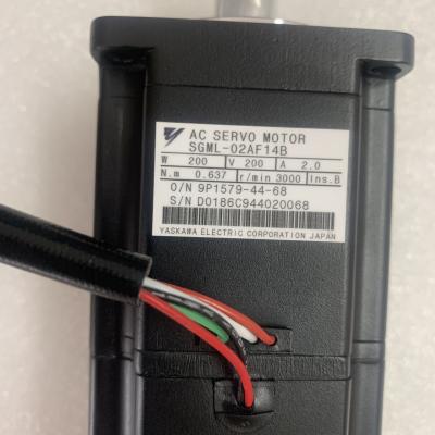 Cina SERVOMOTORE 2A 200W 3000RPM 200V di CA di Yaskawa SGML-02AF14B NUOVO in vendita