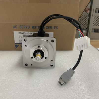 Cina SERVOMOTORE 2.6A 400W 3000RPM 200V di CA di Yaskawa SGMPH-04AAE-NZ12 NUOVO in vendita