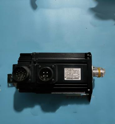 Cina SERVOMOTORE 9.3A 1.5KW 3000RPM 200V di CA di Yaskawa SGMSH-15DCA6F-OY NUOVO in vendita