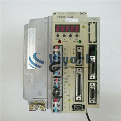 Китай Привод 50 сервопривода Yaskawa SGDH-15AE-S-OY промышленный/60HZ 200 - 230VAC ВХОДНОЙ СИГНАЛ 9.5AMP НОВЫЙ продается