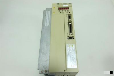Китай Привод 50 сервопривода Yaskawa SGDH-20AE-OY промышленный/60HZ 200 - 230VAC ВХОДНОЙ СИГНАЛ 12AMP НОВЫЙ продается