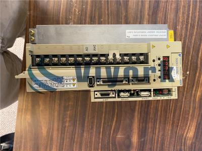 Китай Привод 50 сервопривода Yaskawa SGDH-20DE-OY промышленный/60HZ 380 - 480VAC ВХОДНОЙ СИГНАЛ 46AMP НОВЫЙ продается