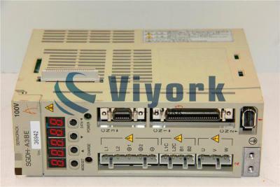 Cina 50 / La servo fase 100-115VAC dell'azionamento 3 di 60HZ Yaskawa SGDH-A3BE ha introdotto 1.1AMP in vendita
