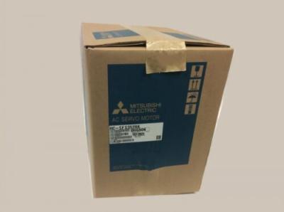 China Servo motor 3.5KW 2000RPM 17A 146V da C.A. de Mitsubishi HC-SFS352 NOVO à venda