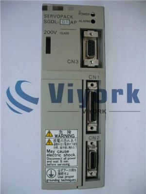 Китай Привод 50 сервопривода Yaskawa SGDL-01AP промышленный/60HZ 200 - 230VAC ВХОДНОЙ СИГНАЛ 2.5AMP продается