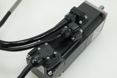 Chine PHASE 100W 106V 3000RPM du moteur servo 3 à C.A. de Mitsubishi HF-KP13B NOUVELLE à vendre