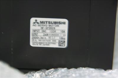 China FASE 2KW 132V 2000RPM do servo motor 3 da C.A. de Mitsubishi HF-SP202B NOVA à venda