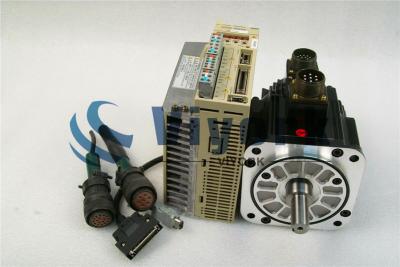 Китай Привод 50 сервопривода Yaskawa SGDM-05ADA промышленный/60HZ 200 - 230VAC ВХОДНОЙ СИГНАЛ 4AMP продается