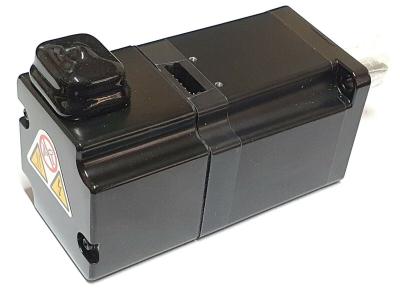 China MOTOR SERVO 100W 200V 0.84A 3000RPM de la CA de Yaskawa SGMJV-01AAA21 NUEVO en venta