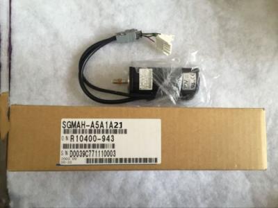 China MOTOR SERVO 200V 0.64A 50W 3000RPM de la CA de Yaskawa SGMAH-A5A1A21 NUEVO en venta