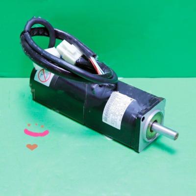 중국 새로운 야스카와 SGM-01A312C AC 서보 모터 200V 0.87A 100W 3000RPM 판매용