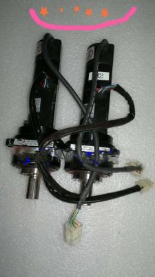 中国 新しいYaskawa SGM-01A3TE21 ACサーボ モーター100W 200V 0.87A 3000RPM 販売のため