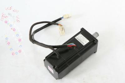 중국 새로운 야스카와 SGM-02A312C AC 서보 모터 200W 200V 2A 3000RPM 판매용