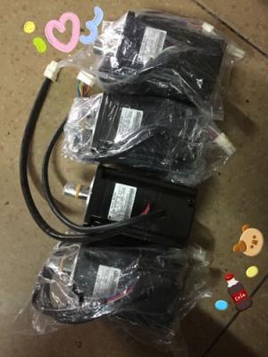 중국 새로운 야스카와 SGM-02AWSU13 AC 서보 모터 200W 200V 2A 3000RPM 판매용