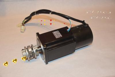 China Yaskawa SGM-08A2FJ34 AC SERVO MOTOR 400W 200V 2.6A 3000RPM NOVO à venda