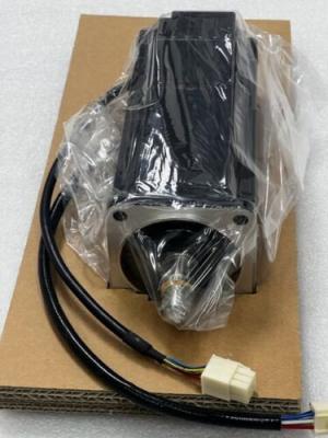 Cina Yaskawa SGM-A3B312 SERVO MOTORE AC 30W 100V 0.42A 3000RPM NUOVO in vendita