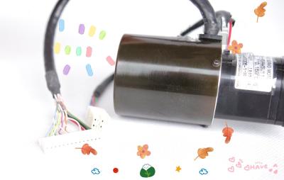 China Yaskawa SGM-A5A3TO11 AC SERVO MOTOR 50W 200V 0.6A 3000RPM NOVO à venda