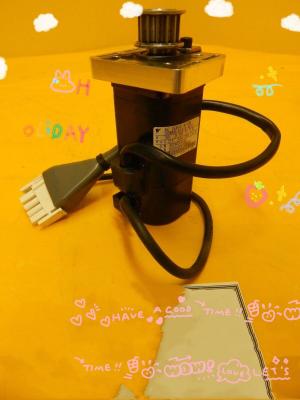 China Yaskawa SGMAH-01A1A-AD11 AC SERVO MOTOR 100W 200V 0,91A 3000RPM NOVO à venda