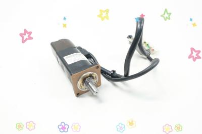 China Yaskawa SGMAH-01A1A-FJ61 AC SERVO MOTOR 100W 200V 0,91A NOVO à venda