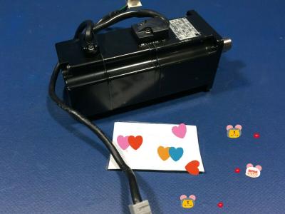 China Yaskawa SGMAH-02A1A6B AC SERVO MOTOR 200W 200V 2.1A 3000RPM NOVO à venda