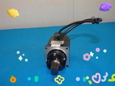 China Yaskawa SGMAH-02AAAYU21 AC SERVO MOTOR 200W 200V 2.1A 3000RPM NOVO à venda