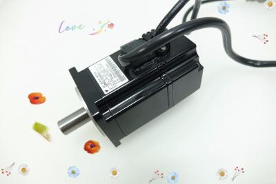 Китай Yaskawa SGMAH-02BBA21 AC СЕРВОМОТОР 200 Вт 100 В 3A 3000 ОБ/МИН НОВЫЙ продается