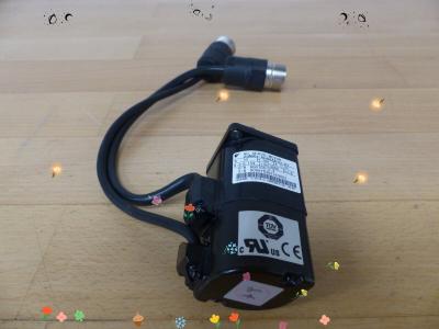 China Yaskawa SGMAH-A5AAA61D AC SERVO MOTOR 50W 200V 3000RPM 0,64A NOVO à venda