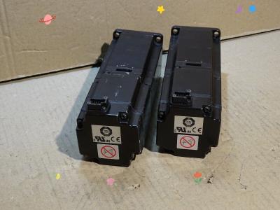 China Yaskawa SGMAS-04A2A41 AC SERVOMOTOR 400W 200V 3000RPM 2.6A NIEUW Te koop