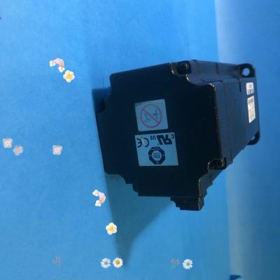 China Yaskawa SGMAS-12A2A41 AC SERVO MOTOR 1.15KW 200V 3000RPM 8.5A NOVO à venda