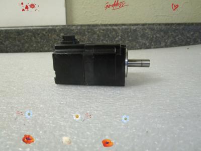 China Yaskawa SGMAS-A5ACABC AC SERVO MOTOR 50W 200V 3000RPM 0,66A NOVO à venda