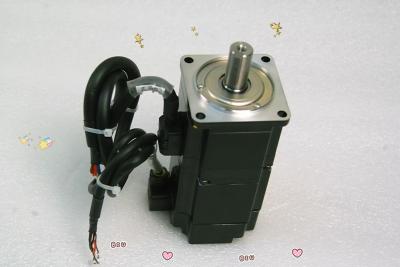 Китай Yaskawa SGMAV-02A3A2C СЕРВОМОТОР ПЕРЕМЕННОГО ТОКА 200 Вт 200 В 3000 ОБ/МИН 1.5A НОВЫЙ продается