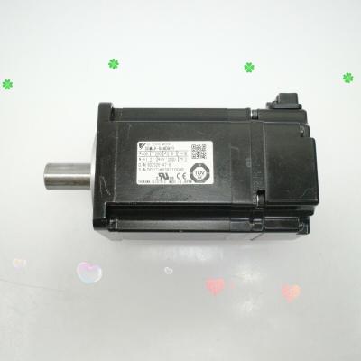 Китай Yaskawa SGMAV-04ADA21 СЕРВОМОТОР ПЕРЕМЕННОГО ТОКА 400 Вт 200 В 3000 ОБ/МИН 2.6A НОВЫЙ продается