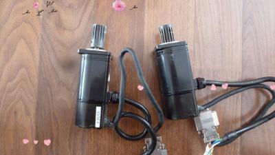 중국 야스카와 SGME-01AF14B AC 서보 모터 0.87A 100W 3000RPM 200V 새 제품 판매용