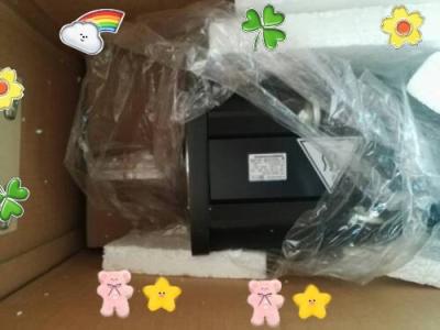 Китай Серводвигатель переменного тока Yaskawa SGMGH-30ACB61, 24,8 А, 3 кВт, 1000 об/мин, 200 В, НОВЫЙ продается