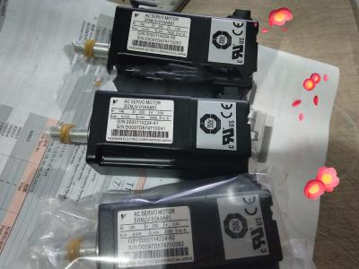 Китай Yaskawa SGMJV-01AAA61 СЕРВОМОТОР ПЕРЕМЕННОГО ТОКА 0.84A 100W 3000RPM 200V НОВЫЙ продается