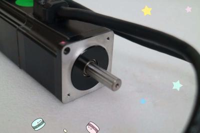 Китай Yaskawa SGMJV-01ADA2C СЕРВОМОТОР ПЕРЕМЕННОГО ТОКА 0.84A 100W 3000RPM 200V НОВЫЙ продается