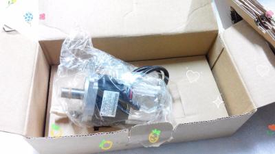 China Yaskawa SGML-02AFJ16 AC-SERVOMOTOR 2A 200W 3000RPM 200V NIEUW Te koop