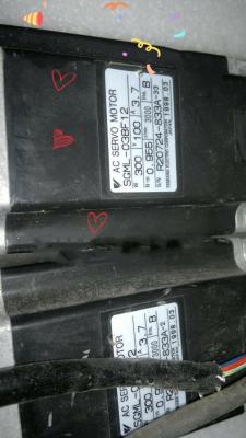 China Yaskawa SGML-03BF12 AC SERVOMOTOR 3.7A 300W 3000RPM 100V NIEUW Te koop