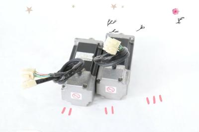 중국 야스카와 SGML-04AF12 AC 서보 모터 2.6A 400W 3000RPM 200V 새 제품 판매용