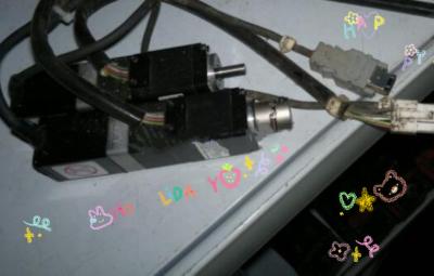 중국 야스카와 SGMMJ-A2B2A21 AC 서보 모터 0.66A 20W 3000RPM 100V 새 제품 판매용