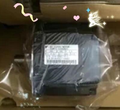 중국 야스카와 SGMP-01A314 AC 서보 모터 0.89A 100W 3000RPM 200V 새 제품 판매용