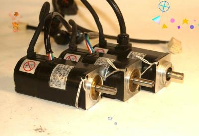 중국 야스카와 SGMP-01U3G46 AC 서보 모터 0.89A 100W 3000RPM 200V 새 제품 판매용