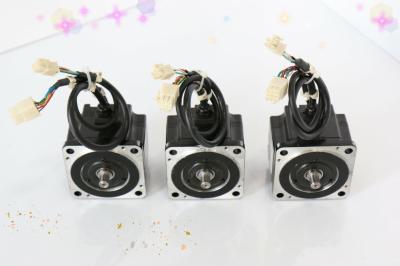 中国 Yaskawa SGMP-02B3J22 ACサーボ モーター2.7A 200W 3000RPM 100V新しい 販売のため